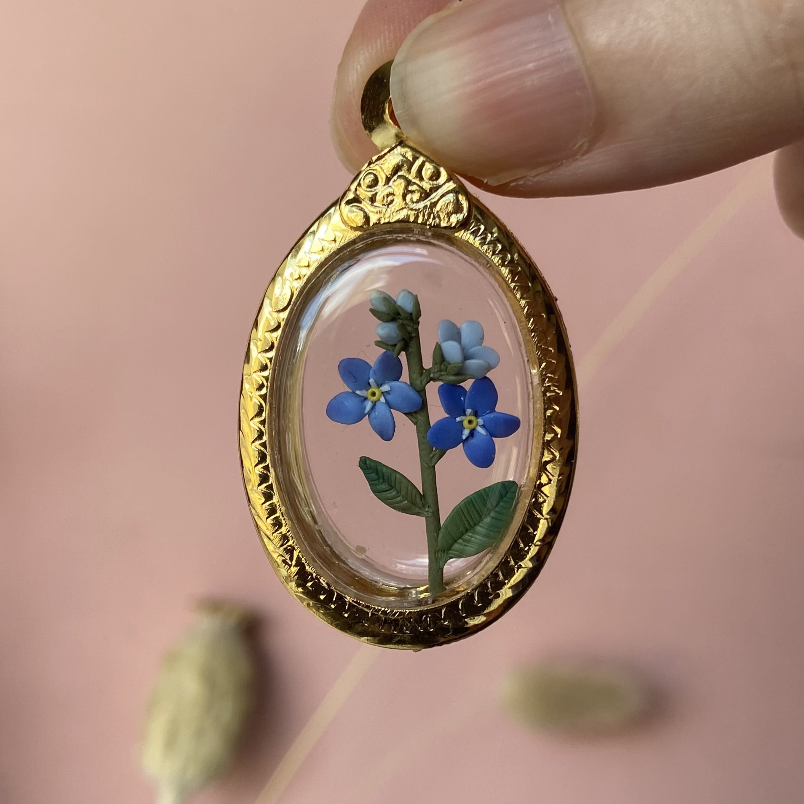 Forgetmenot Terrarium – Kami Studios